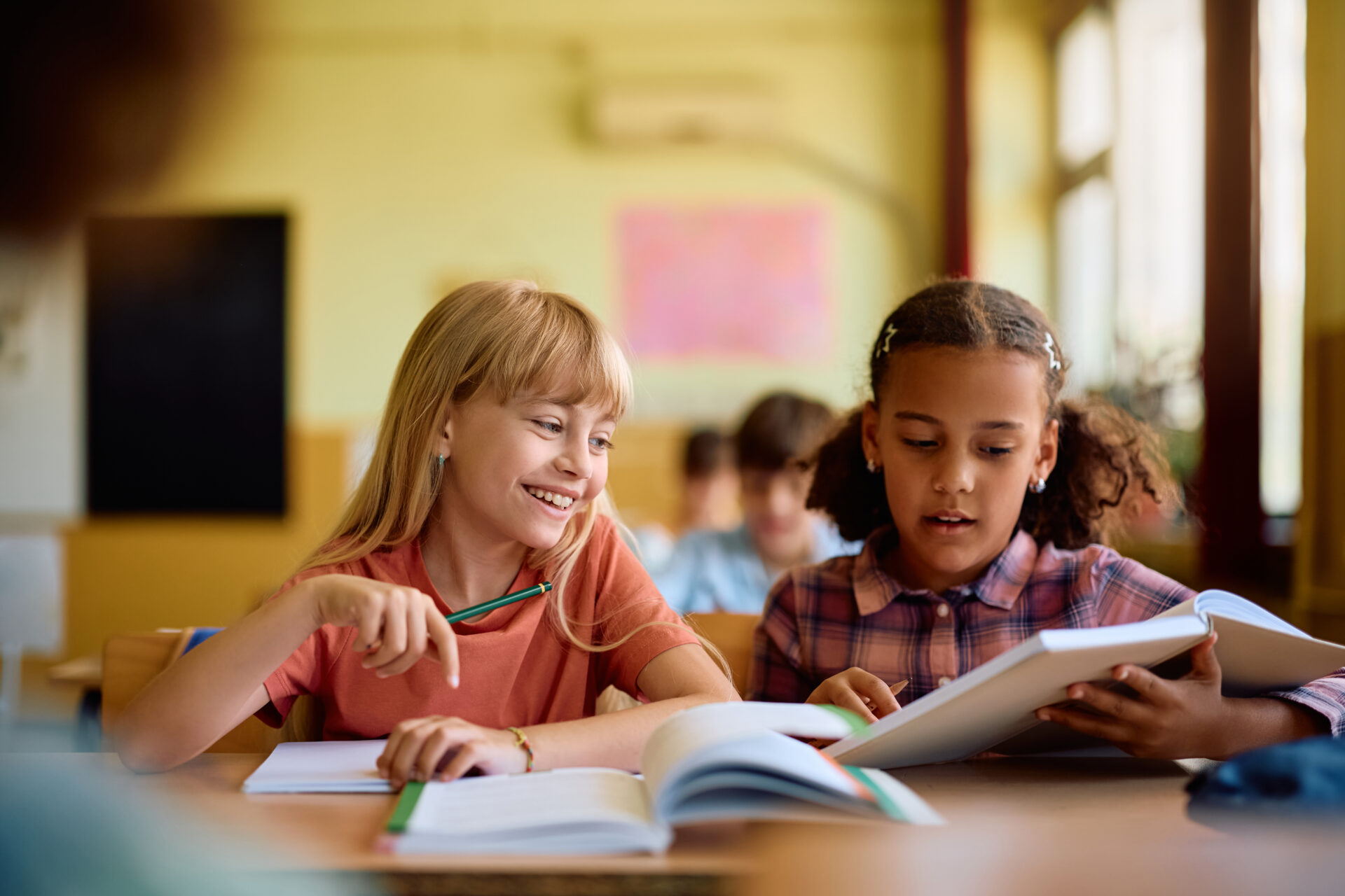 SRI unveils transformative new brand identity - SRI